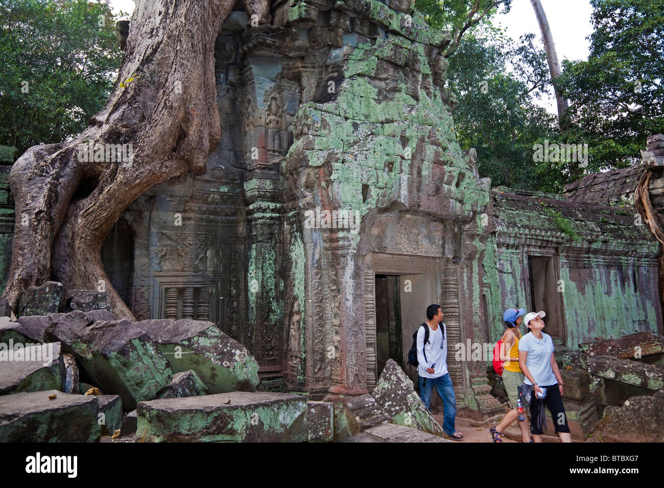 Ta prohm angkor hi-res stock photography and images - Alamy
