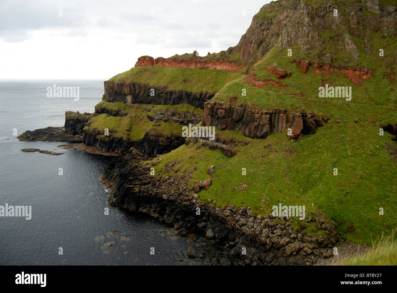 Cliff slope hi-res stock photography and images - Alamy