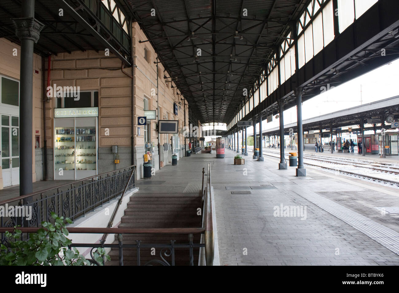 Pisa city centre italy railway station Stock Photo - Alamy