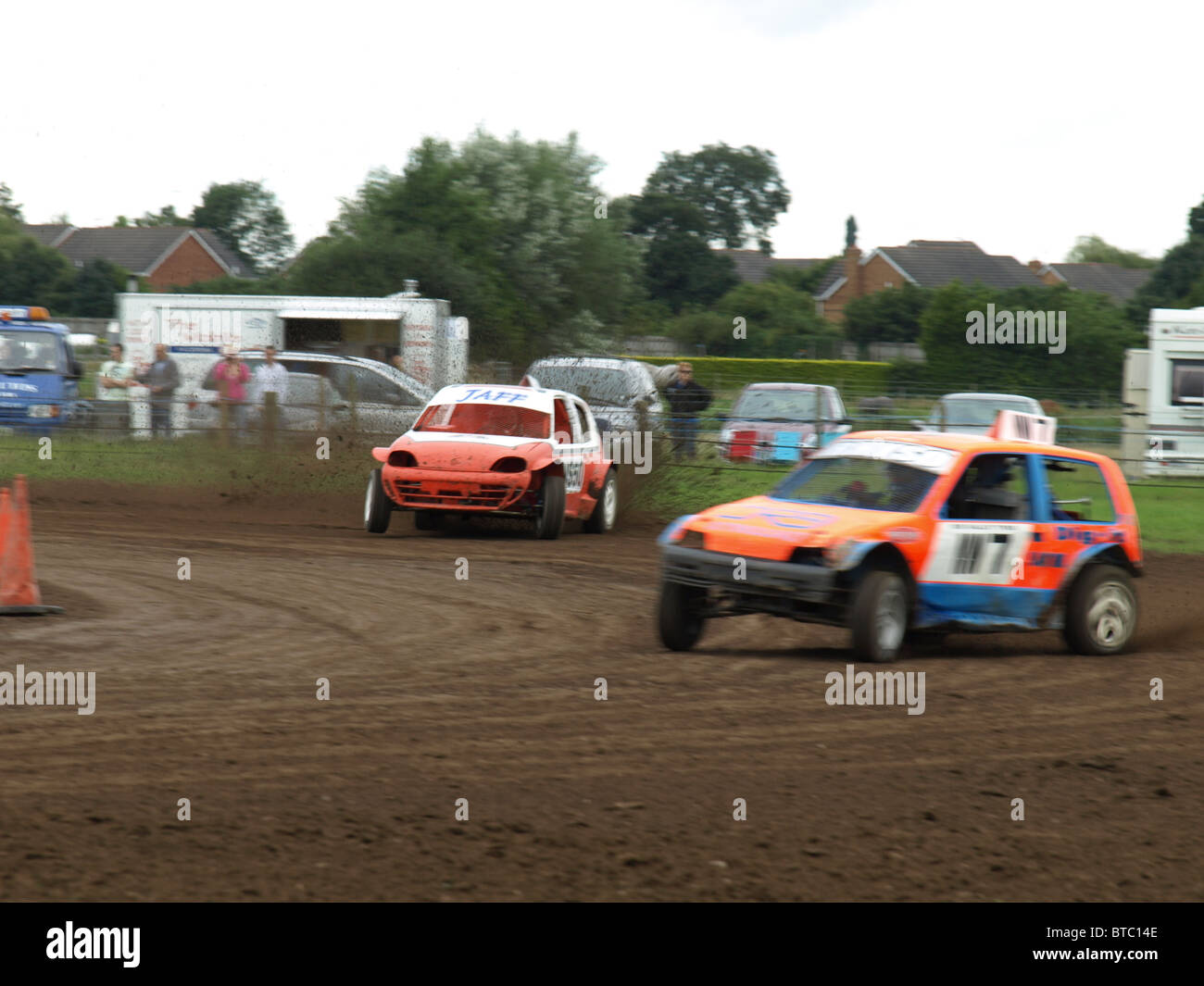 Slow panning hi-res stock photography and images - Alamy