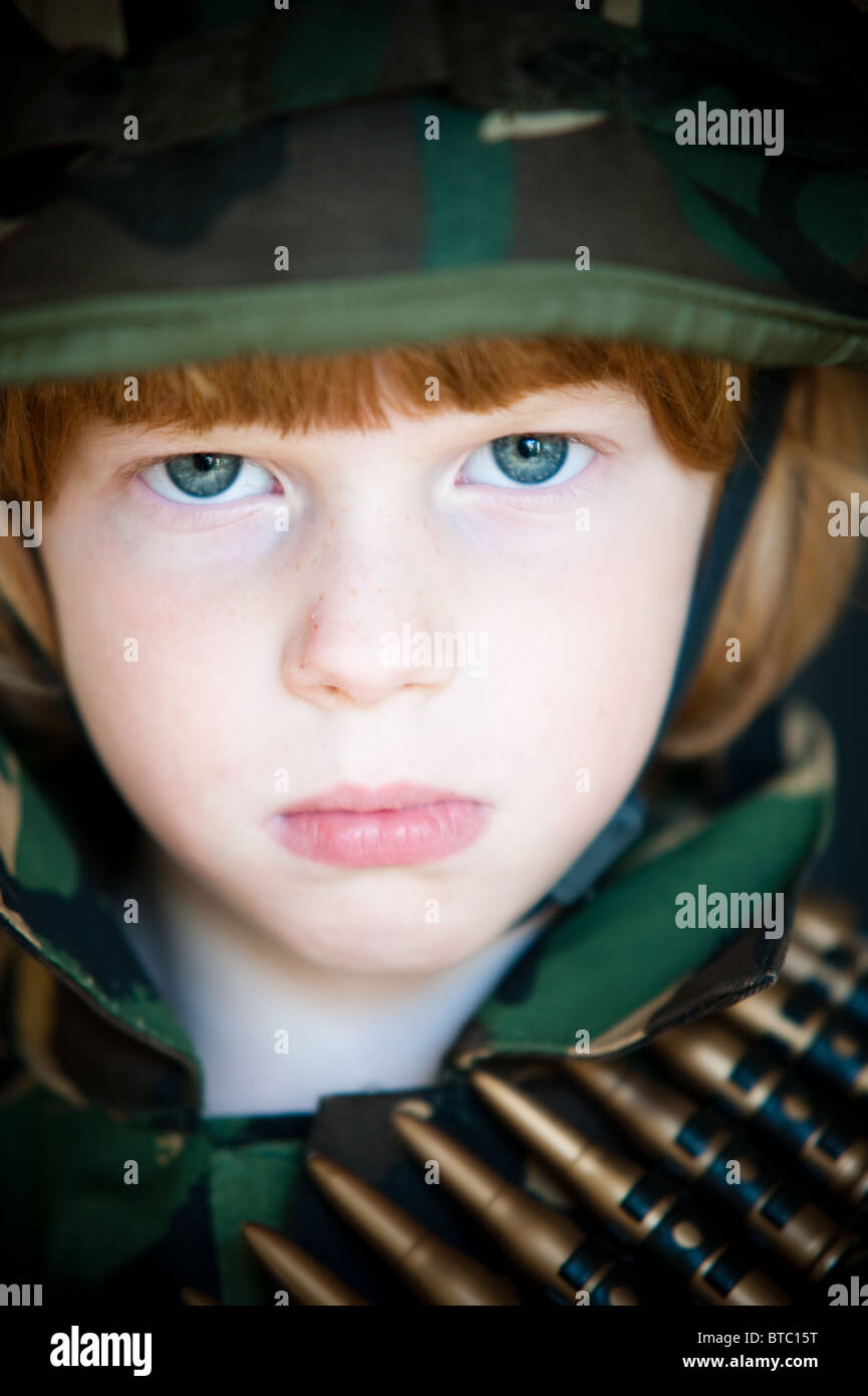 Child soldier hi-res stock photography and images - Alamy