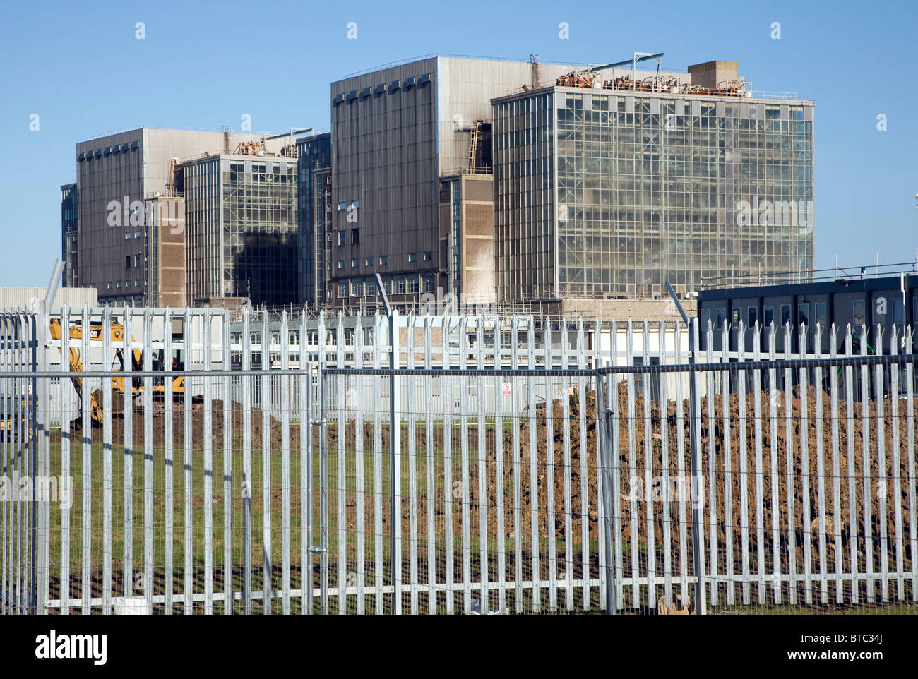 Bradwell nuclear power station decommissioned Magnox power station ...