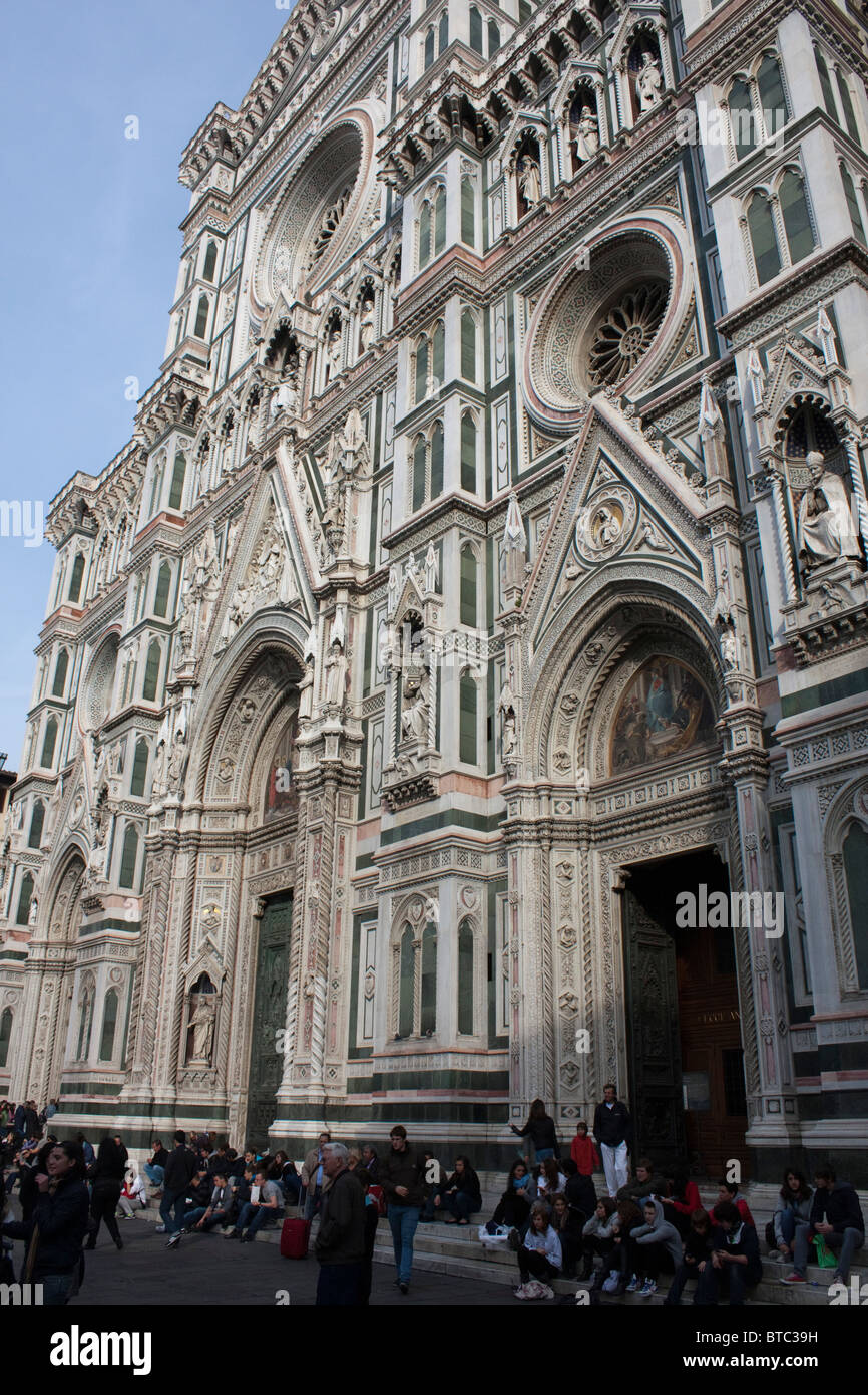 buildings attractions to visit Stock Photo - Alamy