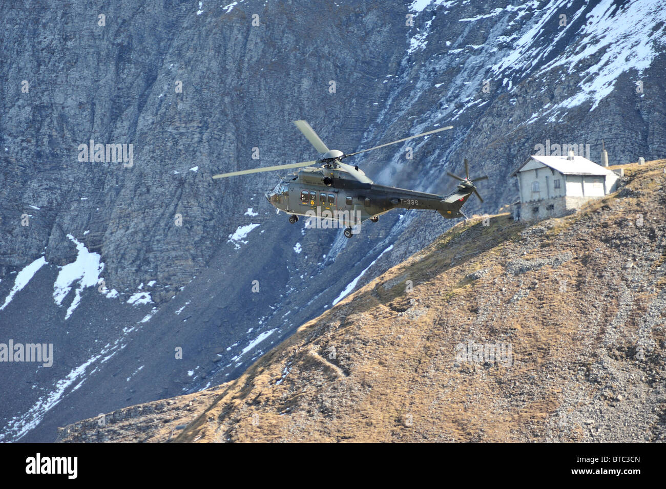 Axalp Swiss Air Forces Exercise and Air Show Stock Photo - Alamy