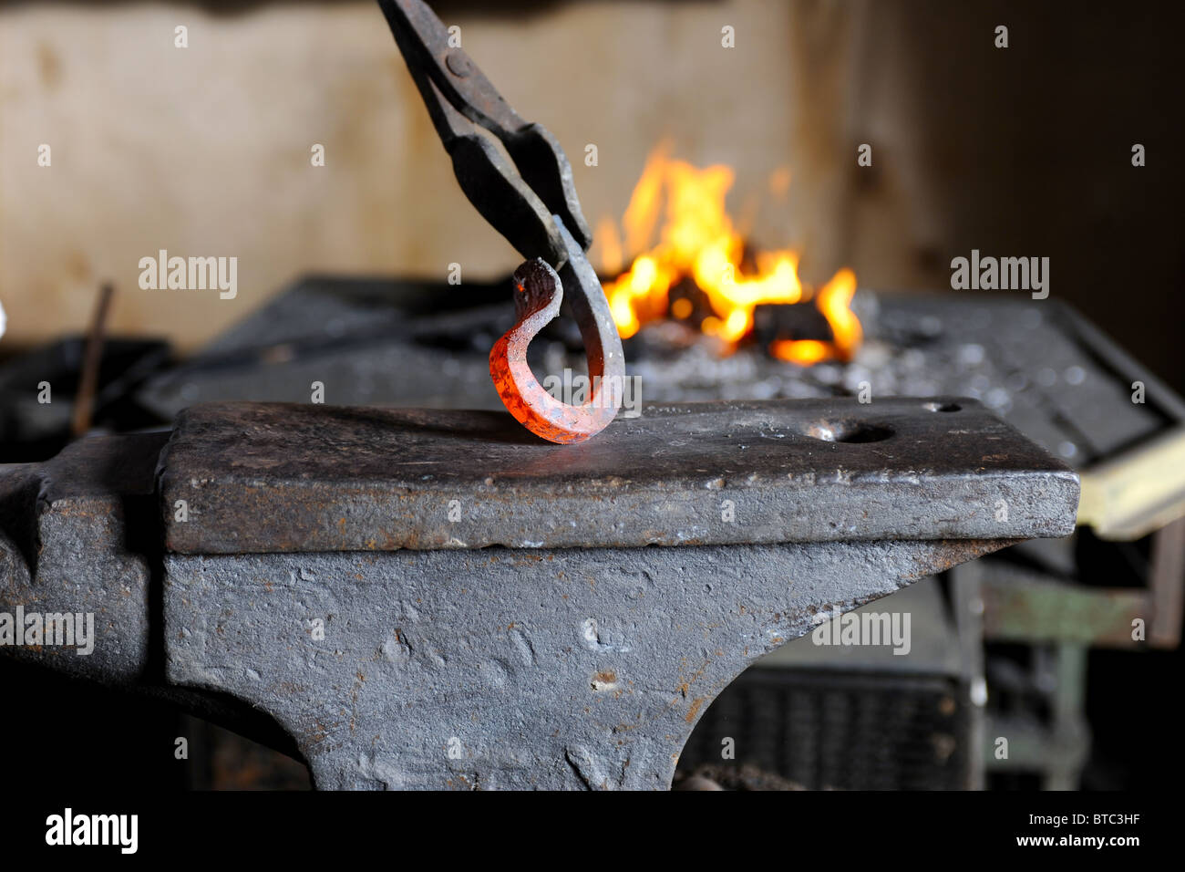 Smithy shiny hi-res stock photography and images - Alamy