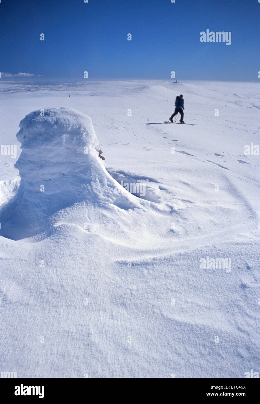 Looking from Cross Fell towards Little Dun Fell and Great Dun Fell ...