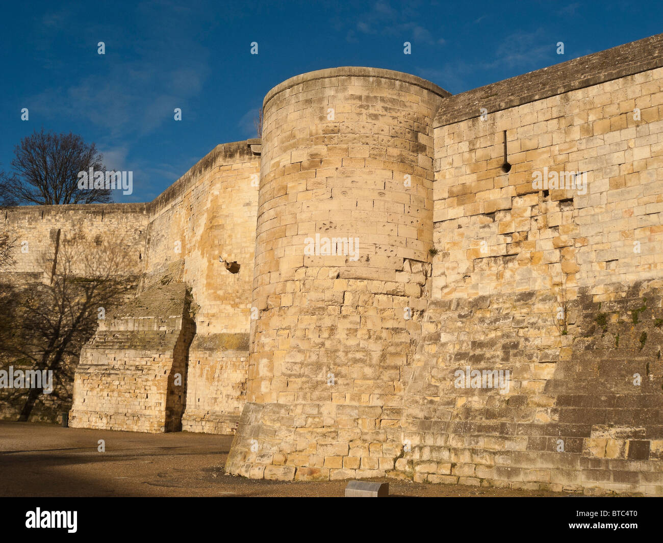 Caen stone hi-res stock photography and images - Alamy