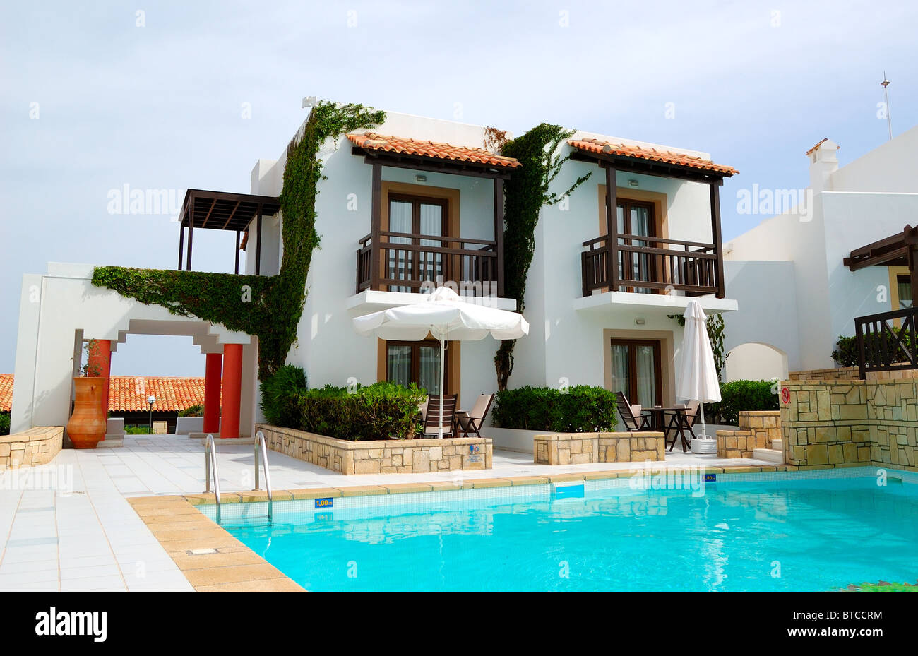 Modern luxury villa with swimming pool at luxury hotel, Crete, Greece ...
