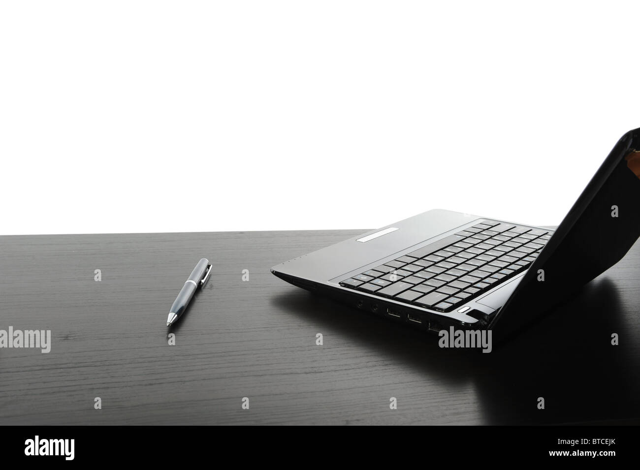 Ecommerce communication hi-res stock photography and images - Alamy