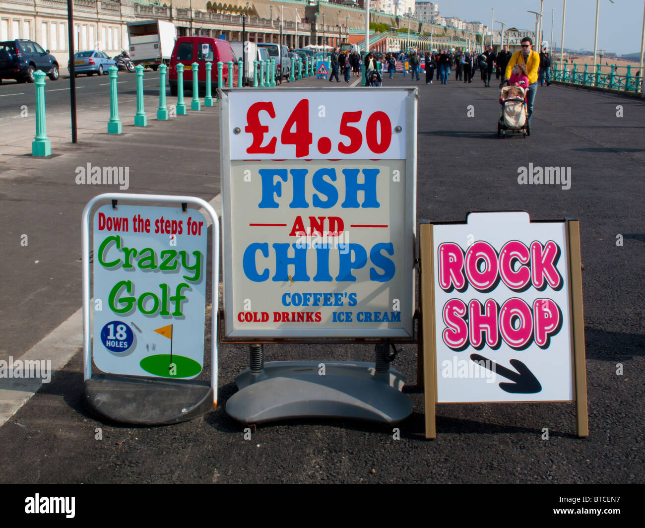 Typical seaside signs on the seafront promenade Stock Photo - Alamy
