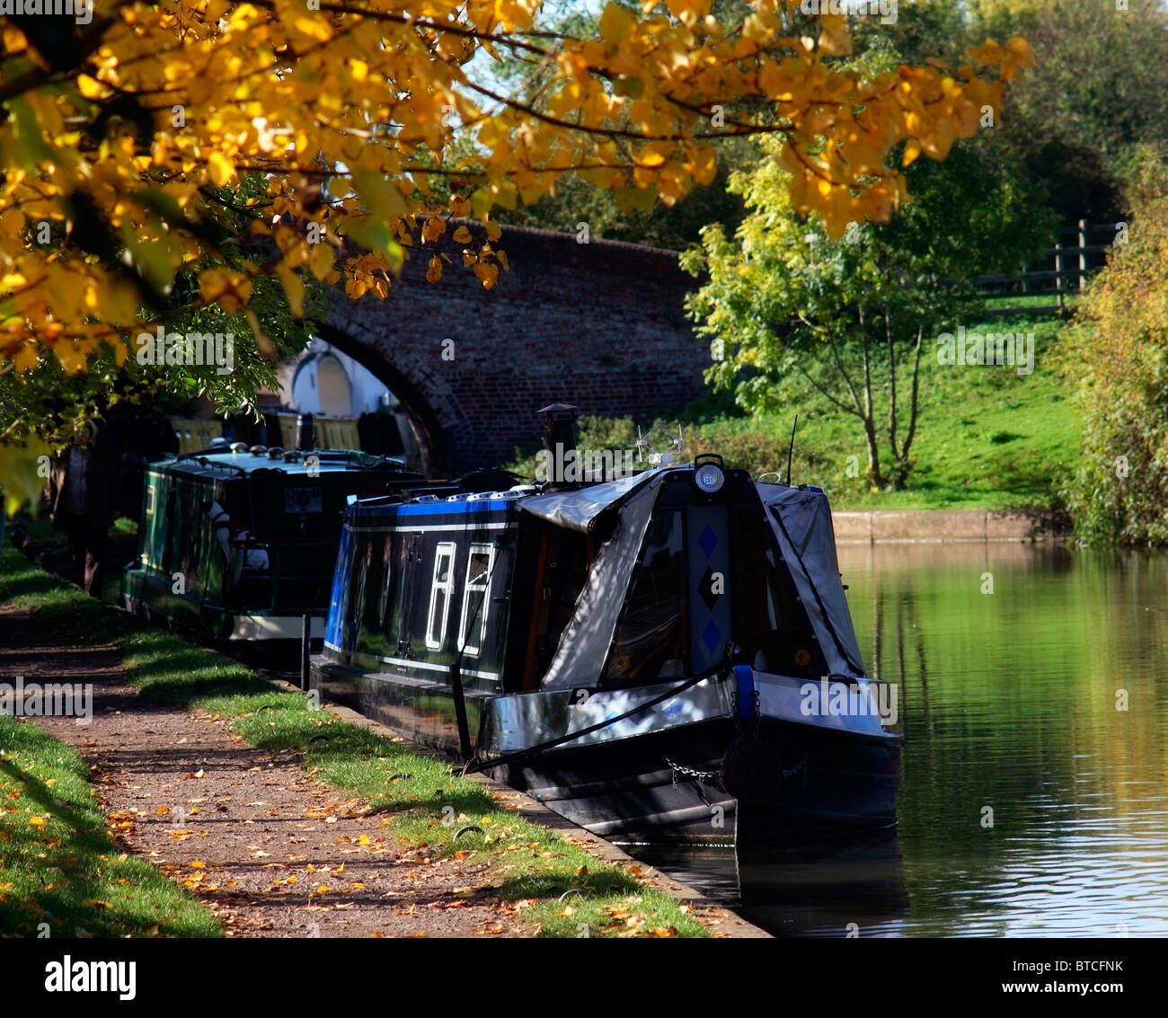 narrow boat Braunstone Stock Photo - Alamy