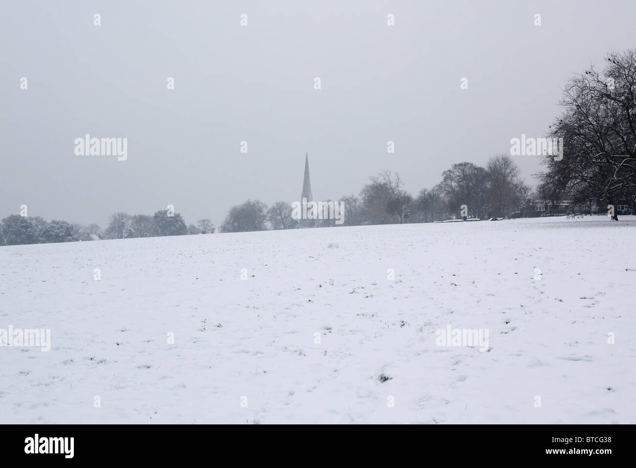 Church snow spire hi-res stock photography and images - Alamy