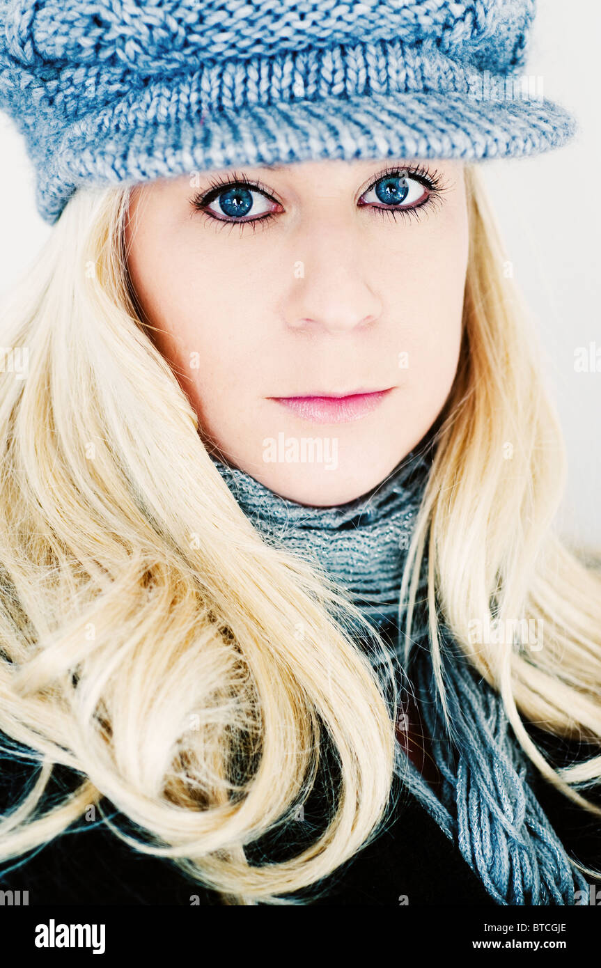 Model knit hi-res stock photography and images - Alamy