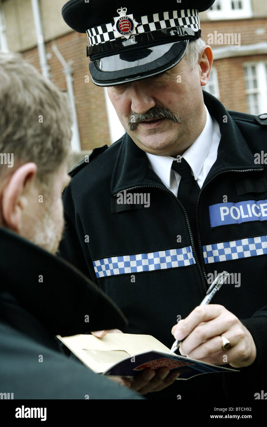Police asking question suspect hi-res stock photography and images - Alamy