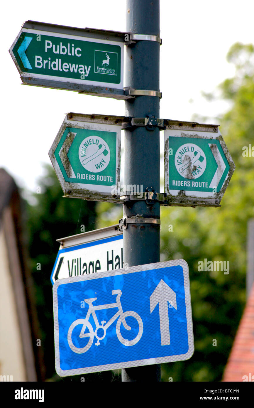 Indicating distance and directions hi-res stock photography and images ...