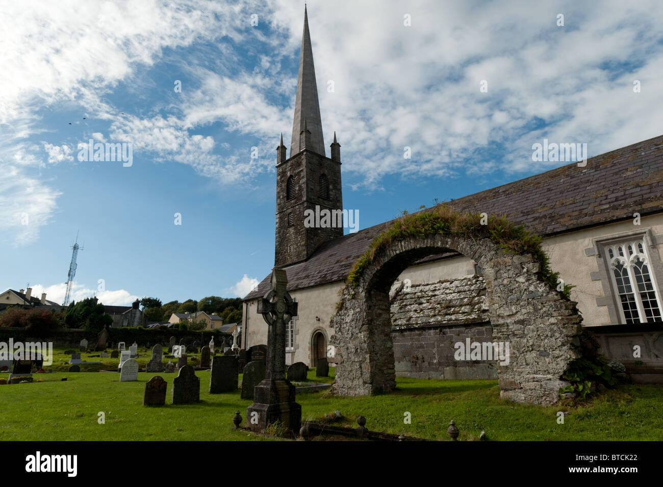 Cathedral and graveyard of St Fachtna in Rosscarbery Stock Photo - Alamy