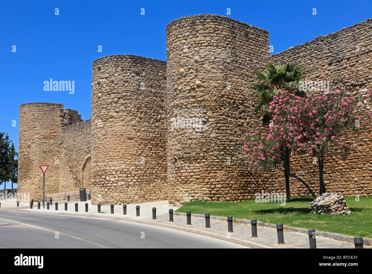 The Almocabar Gate and Arab City Walls in Ronda, Spain Stock Photo - Alamy