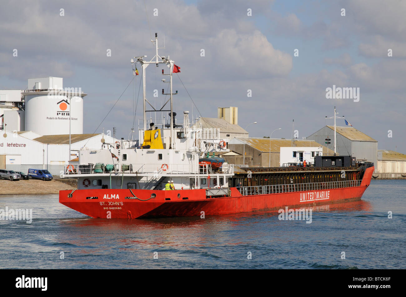 Grain carrier hi-res stock photography and images - Alamy