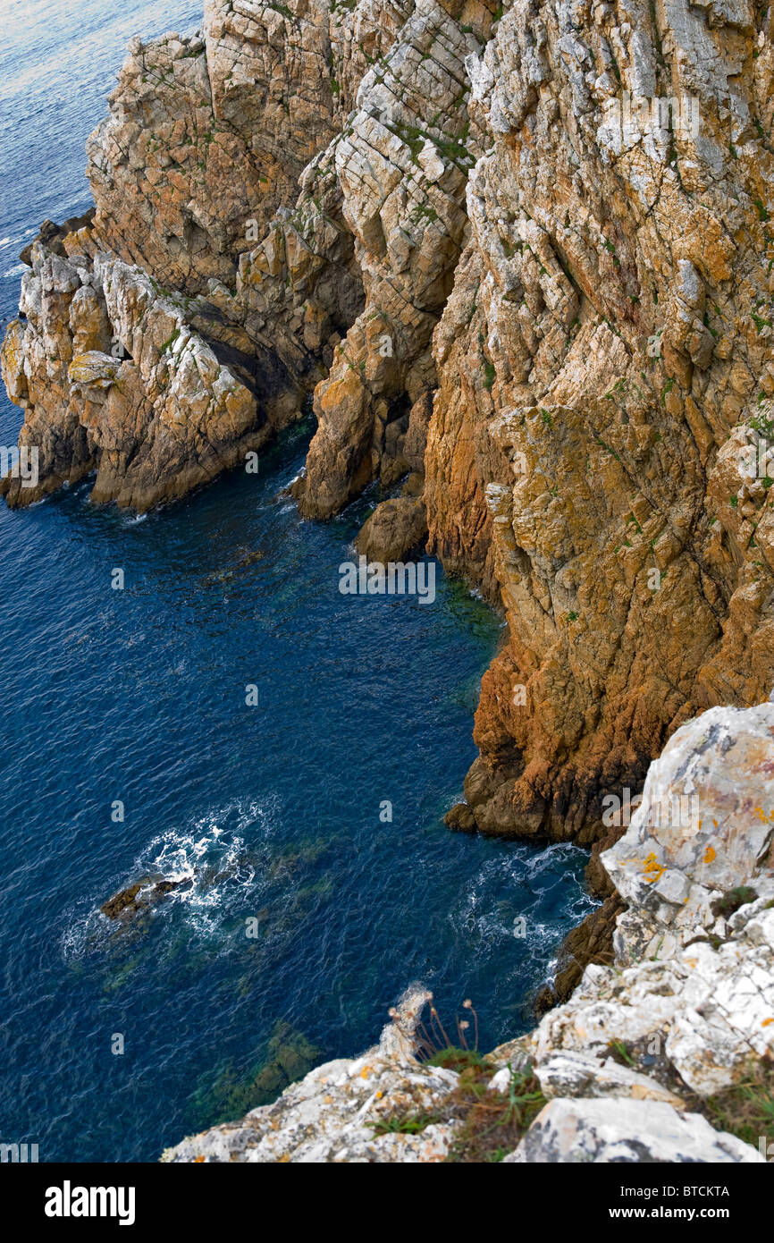 Atlantic coast rock cliffs hi-res stock photography and images - Alamy