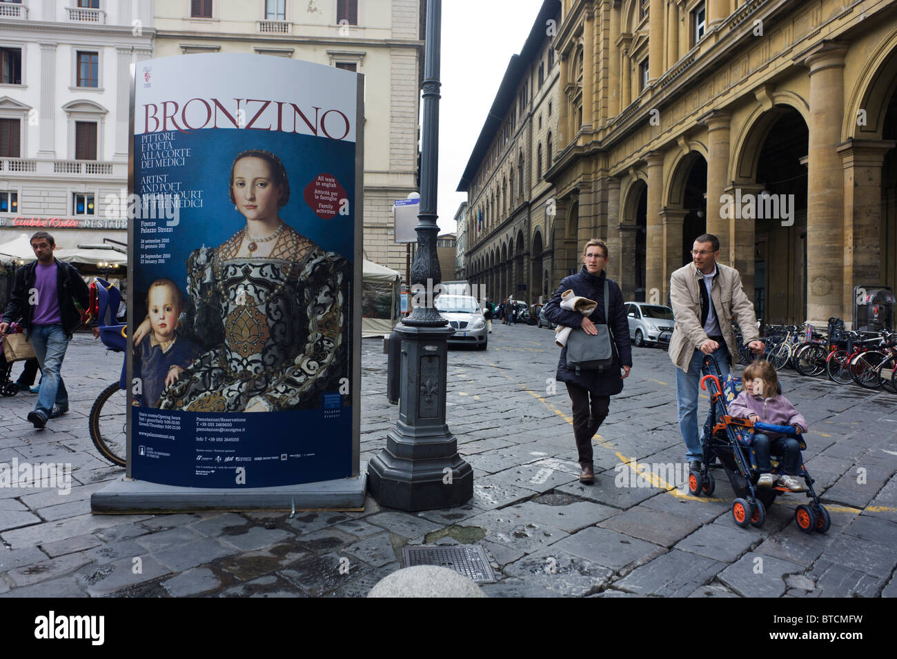 Italian family hi-res stock photography and images - Alamy