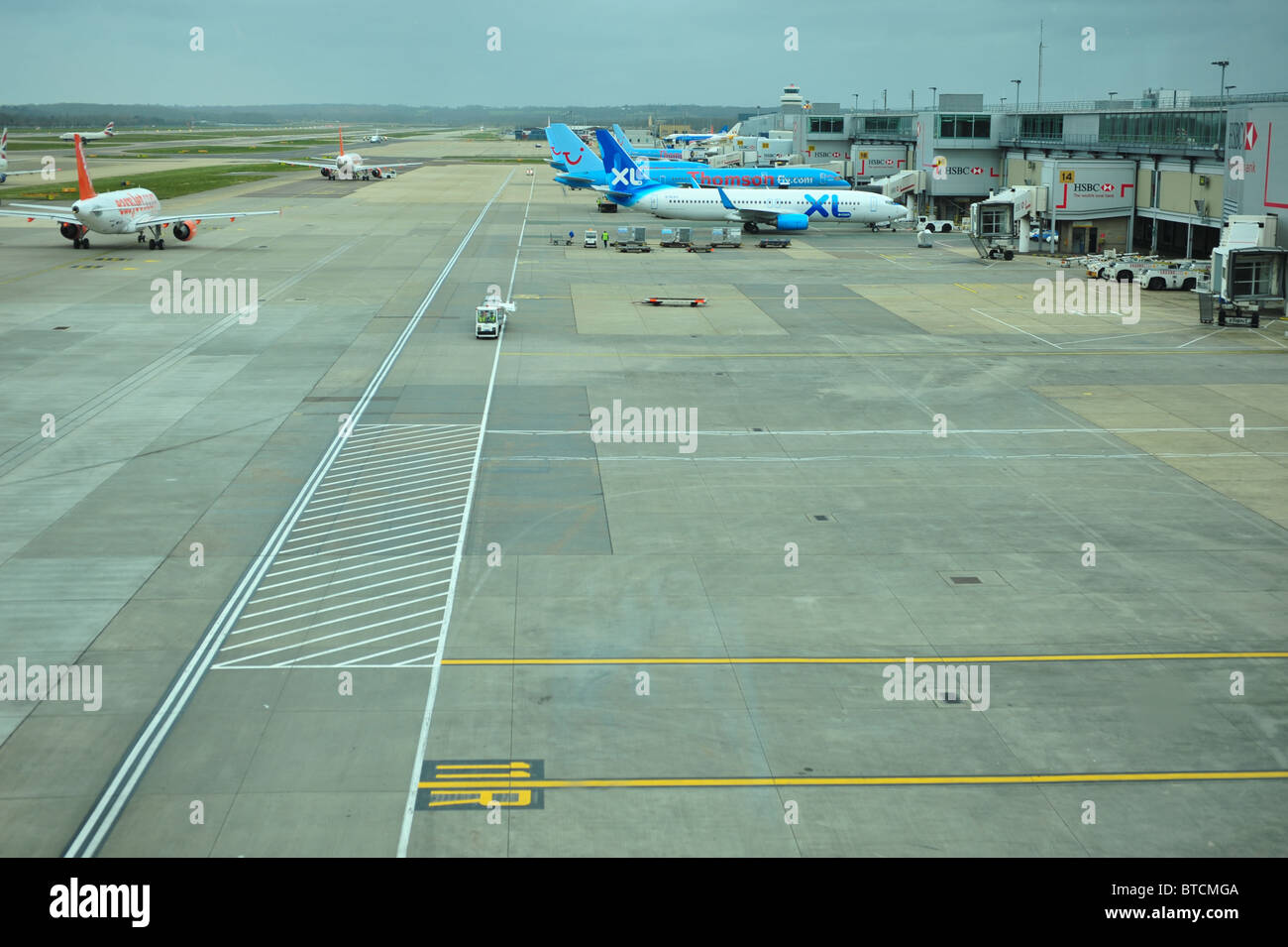 Airport terminal outside at Gatwick Airport Stock Photo - Alamy