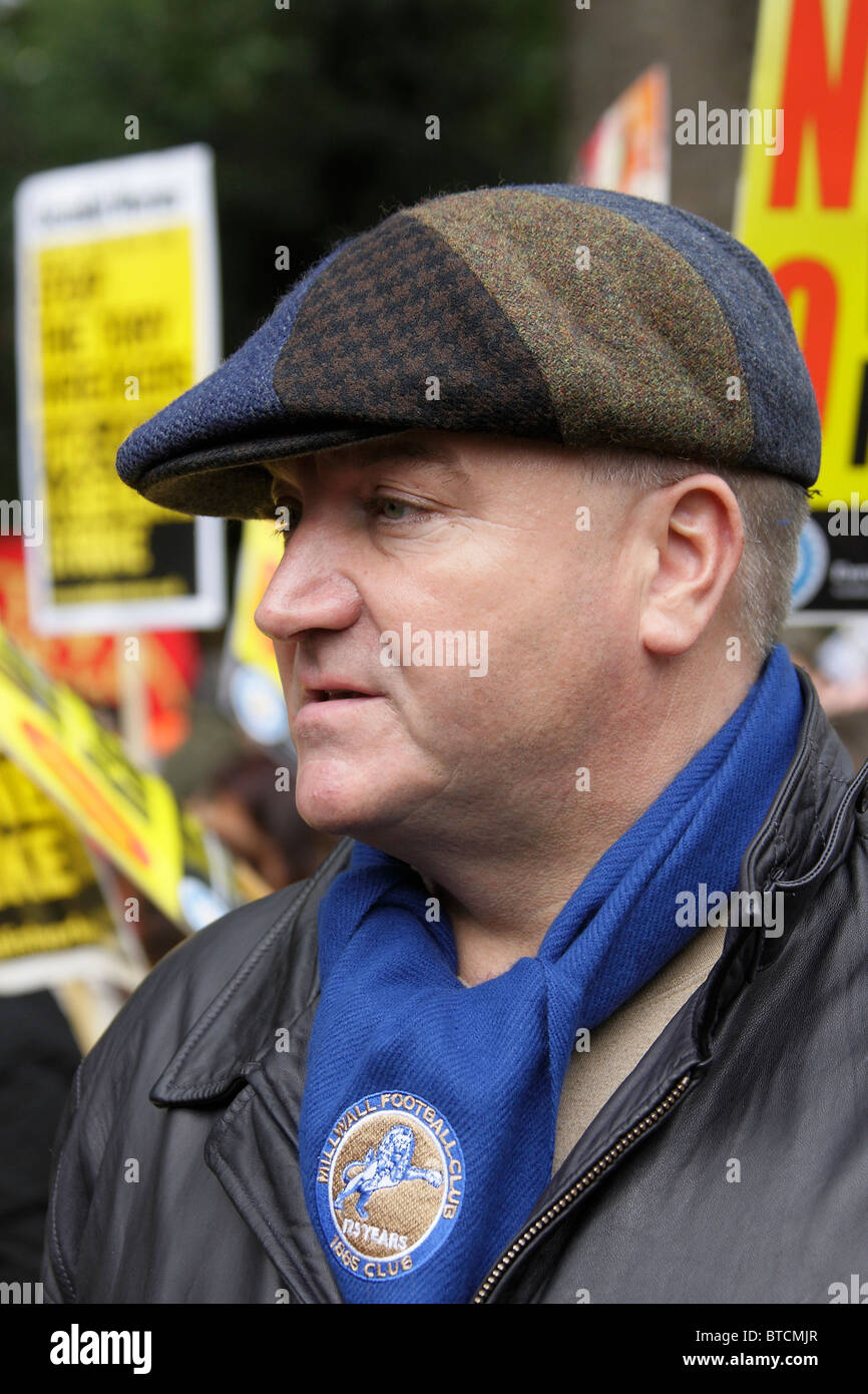 BOB CROW RMT UNION LEADER Stock Photo - Alamy