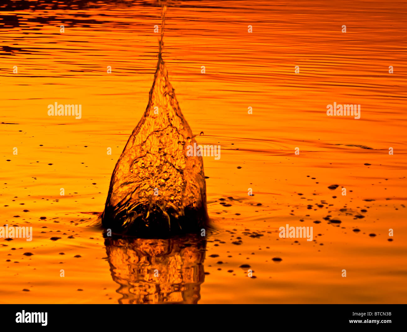 Explosion of sea water hi-res stock photography and images - Alamy