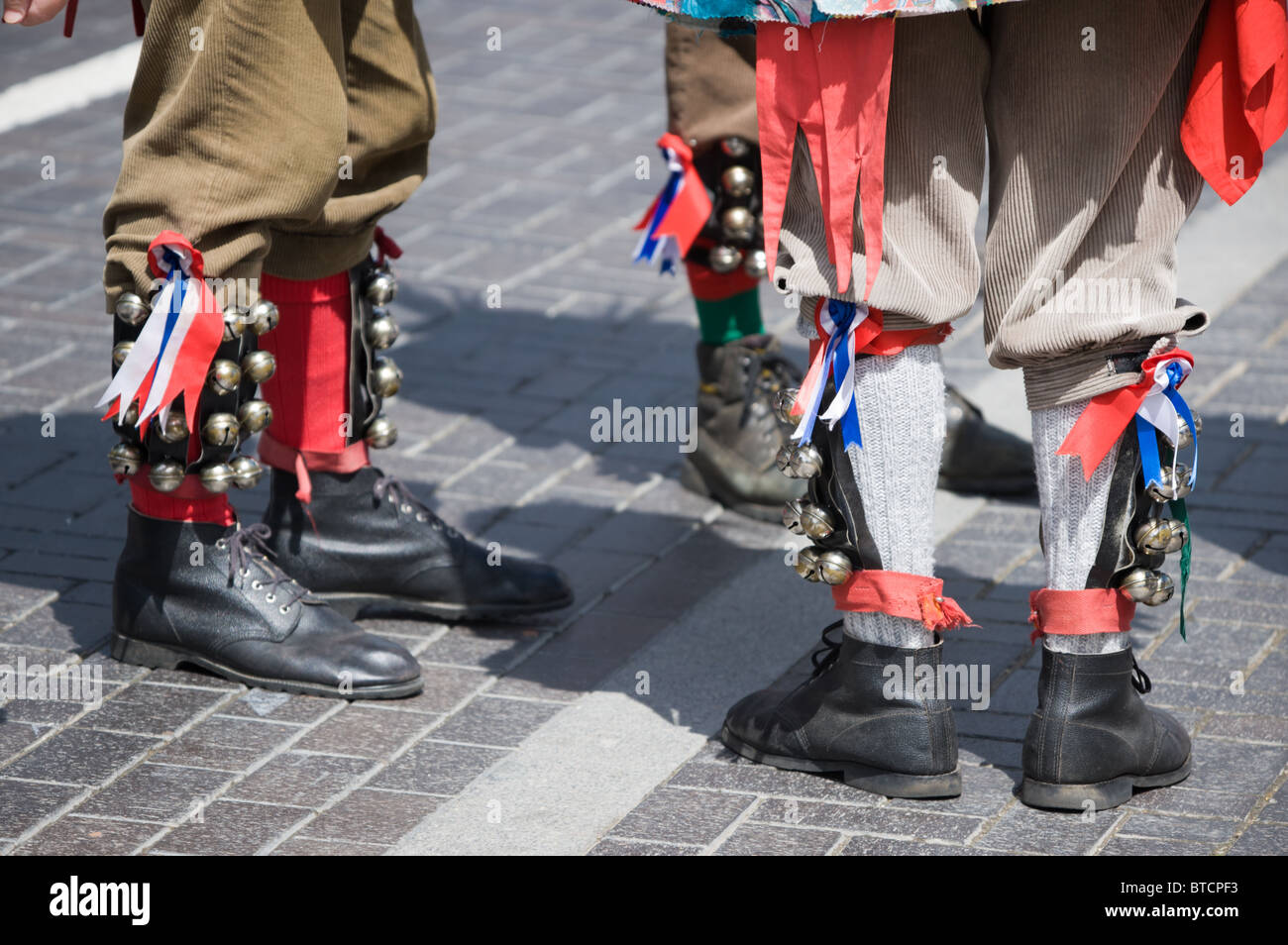 Morris men relax between dancing Stock Photo - Alamy