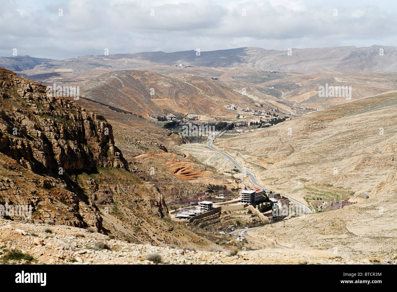 Syrian desert landscape Stock Photo - Alamy