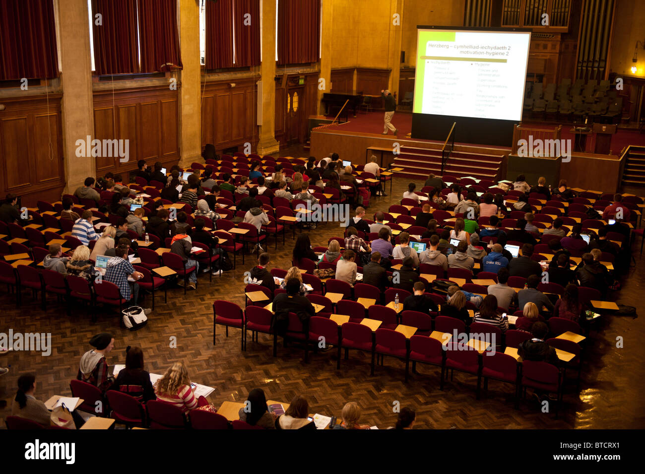 Lecture hall students hi-res stock photography and images - Alamy