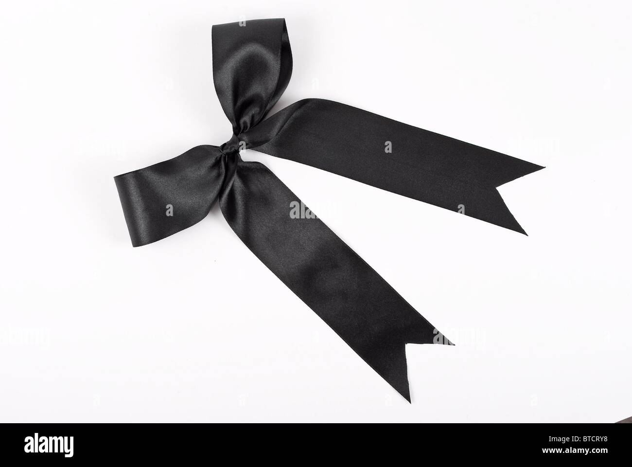 Black ribbon bow hi-res stock photography and images - Alamy