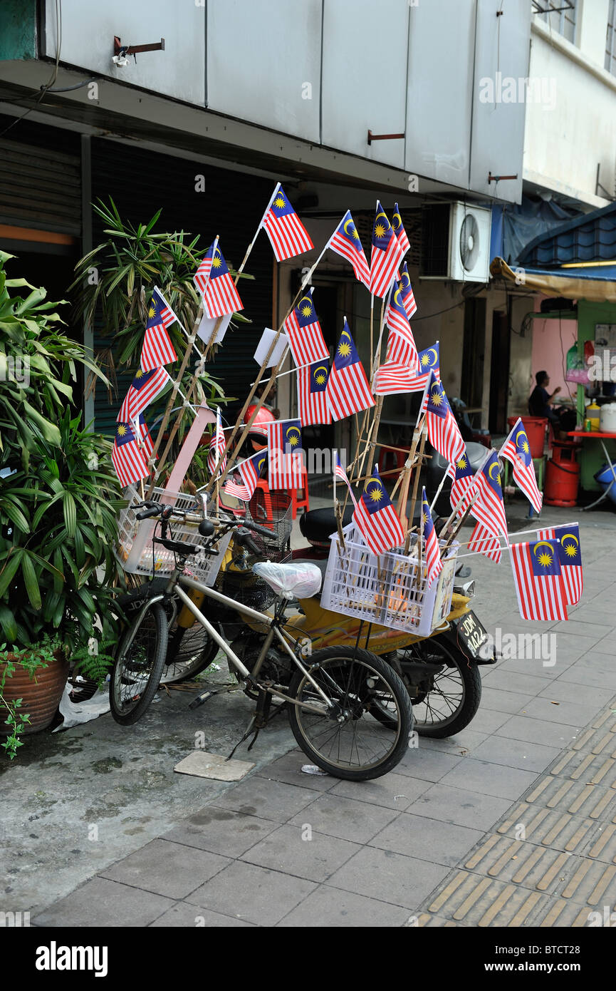 Tricycle in Kuala Lumpur flying the flag close to Merdeka day Stock ...