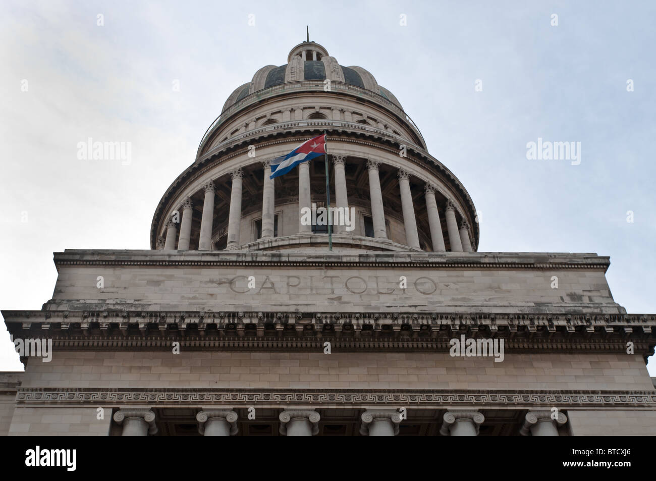 Capitolio flag hi-res stock photography and images - Alamy