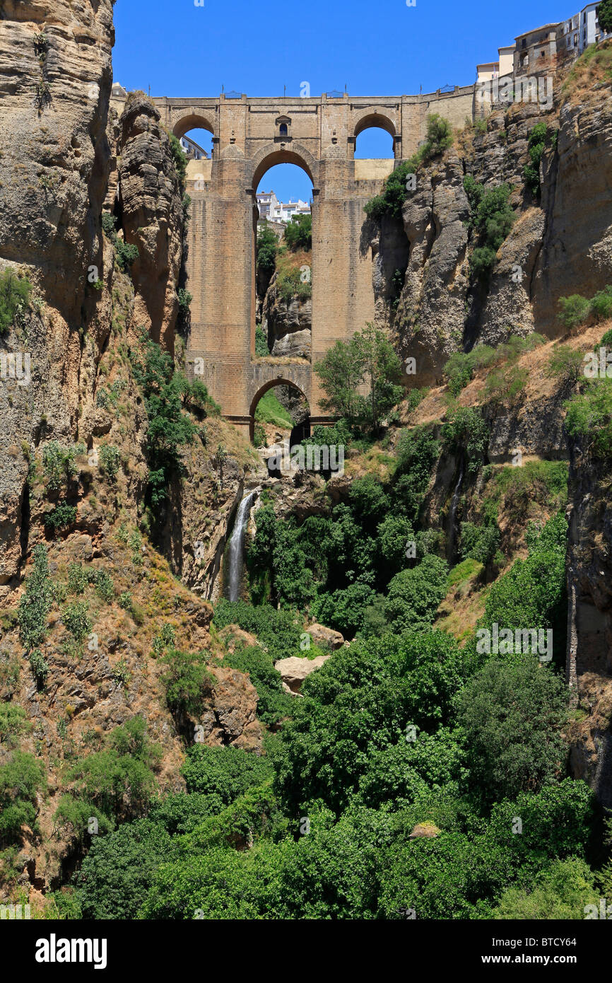Puente Nuevo (one of the most photographed structures in Spain) in ...