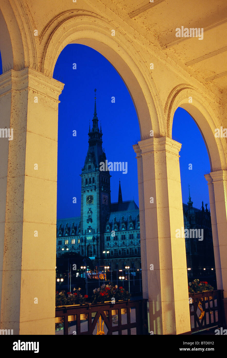 Alster arcade hi-res stock photography and images - Alamy