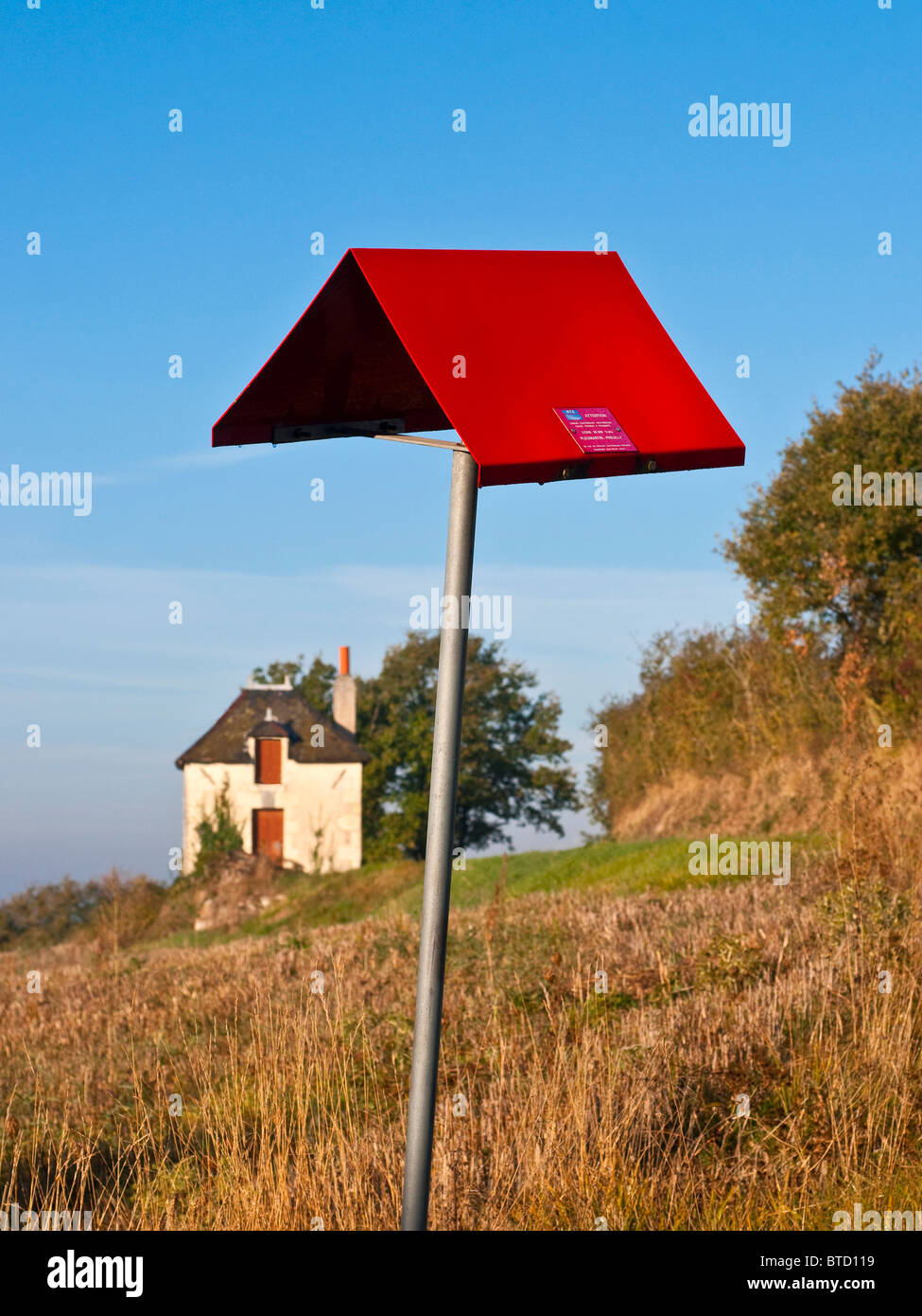 Marker post for underground high-voltage electricity supply - France ...