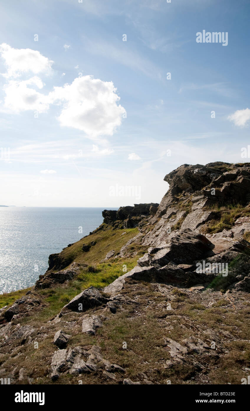 Rugged coastal scenery and cliffs viewed from Tintagel Castle, Cornwall ...
