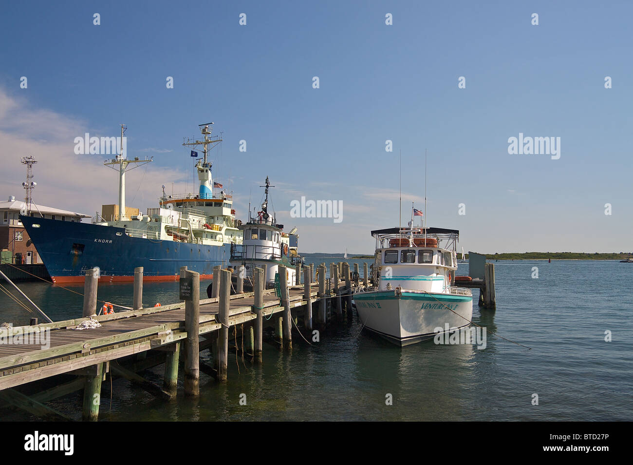 Research boats hi-res stock photography and images - Alamy