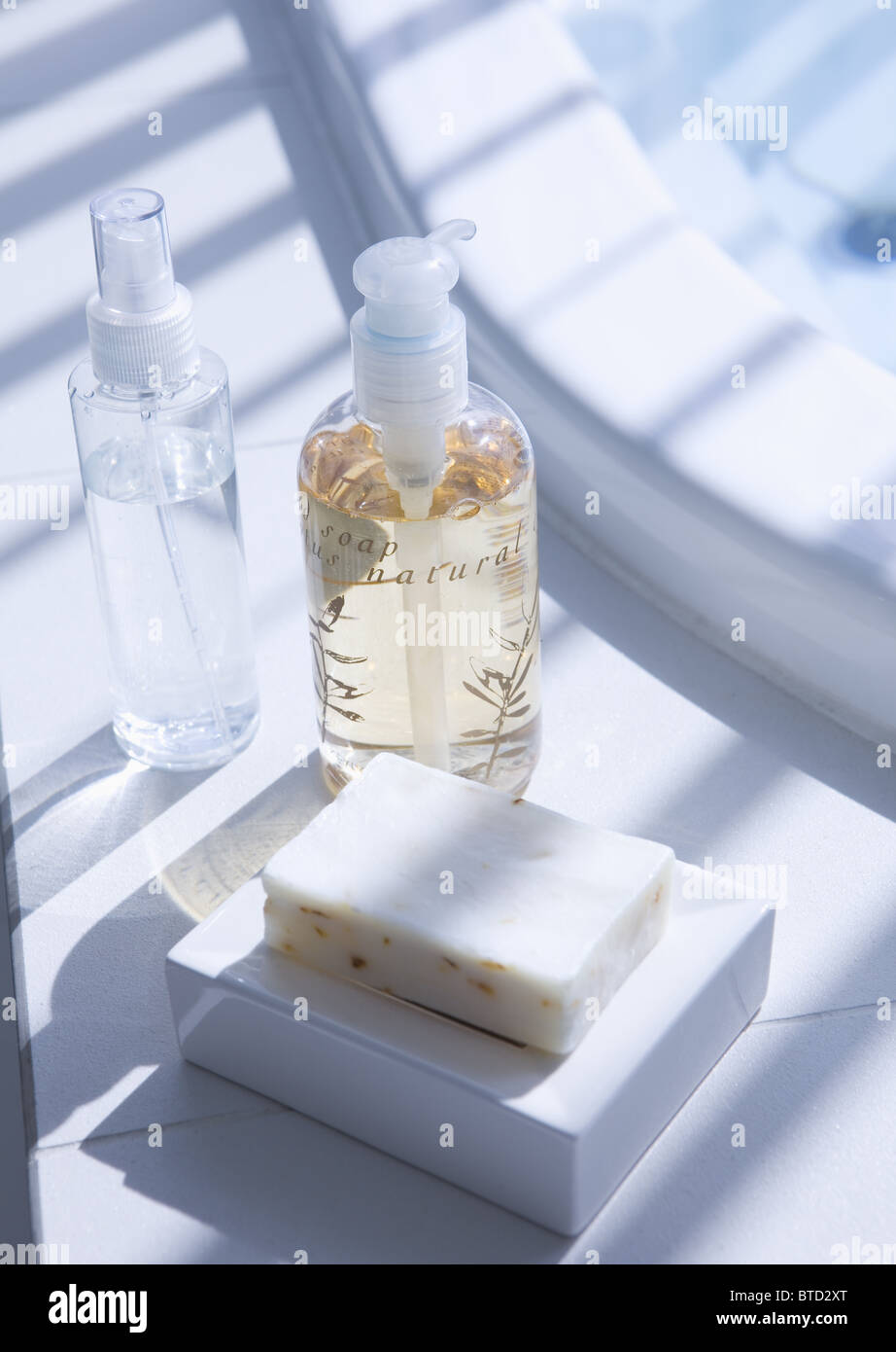 Toiletry hi-res stock photography and images - Alamy