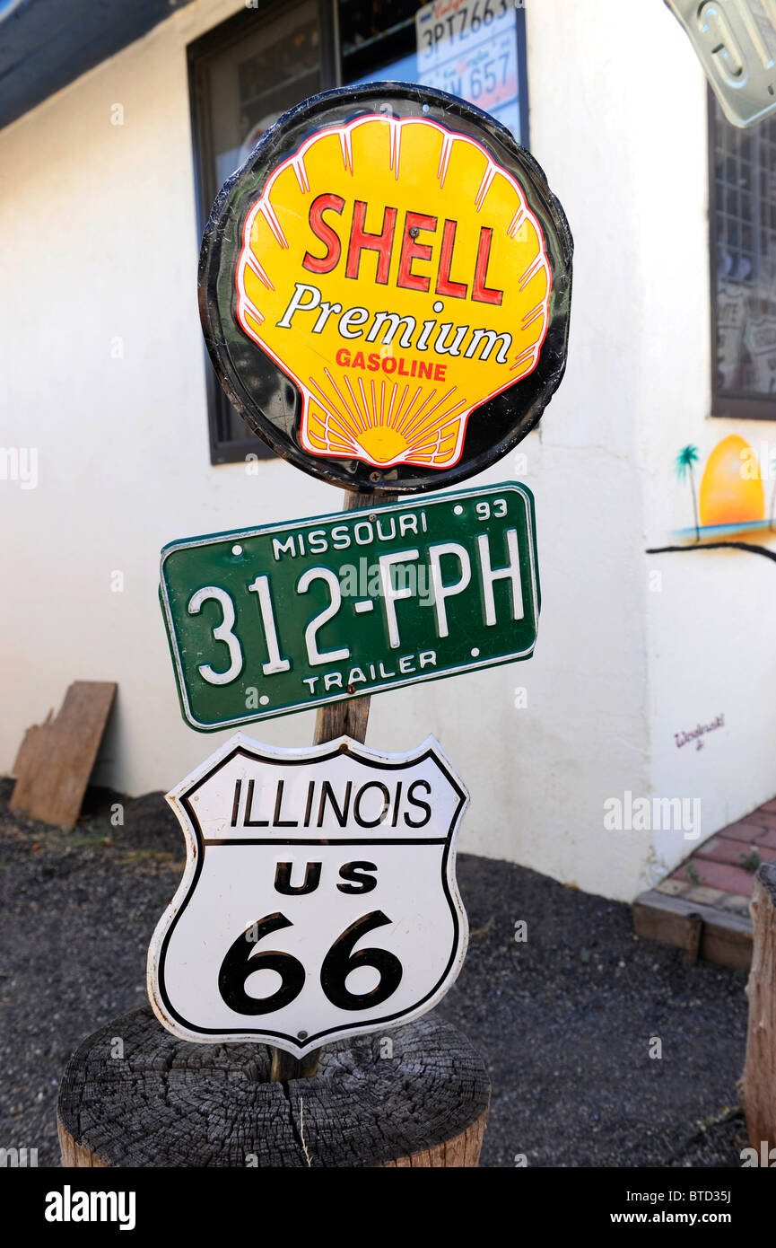 Shell sign missouri license plate Seligman Arizona Route 66 Stock Photo ...