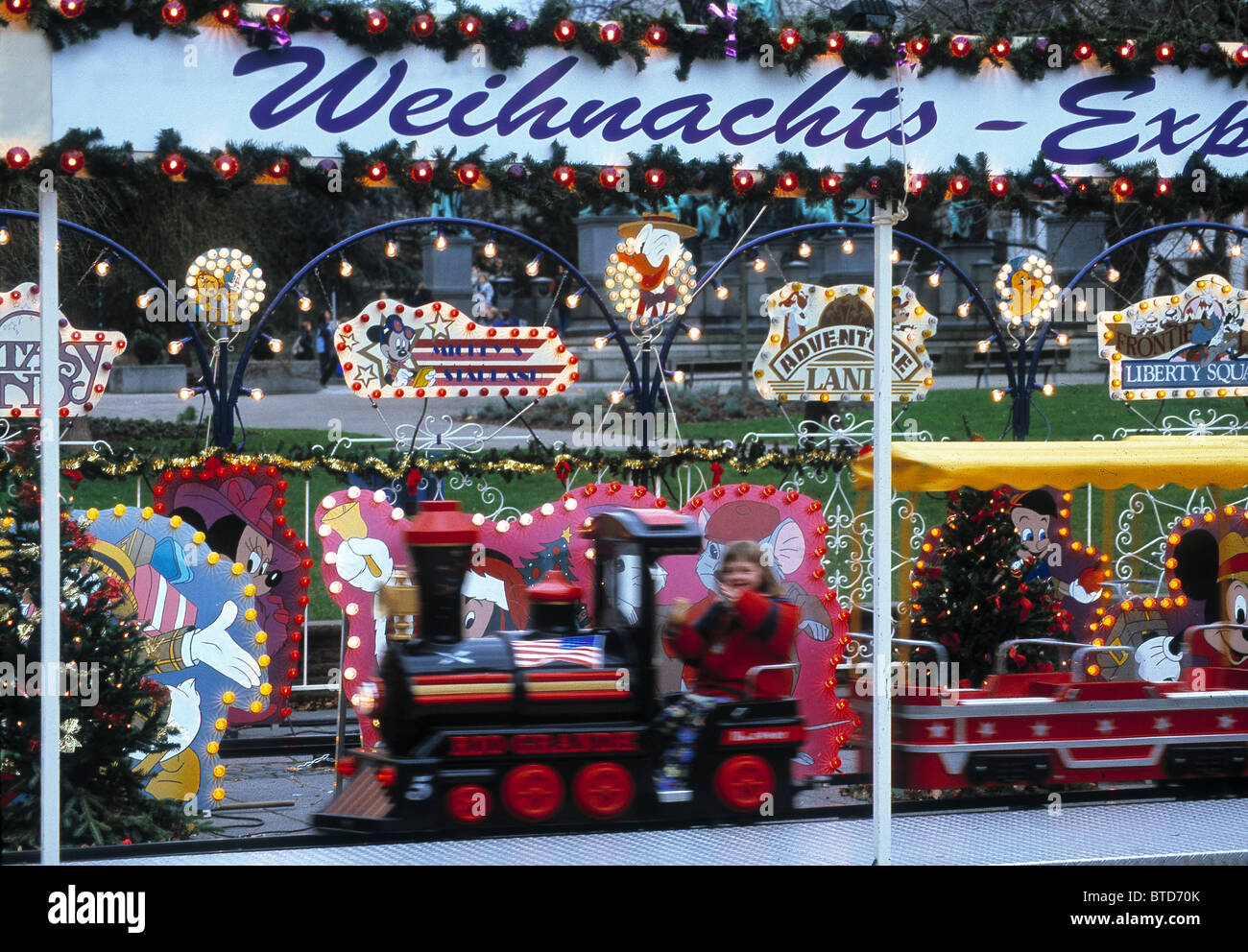 German christmas market signs hi-res stock photography and images - Alamy