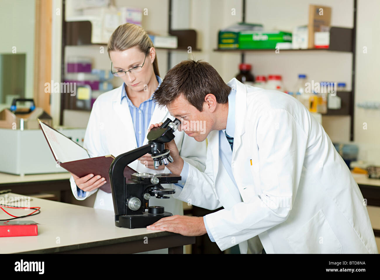 Doctors in laboratory Stock Photo - Alamy