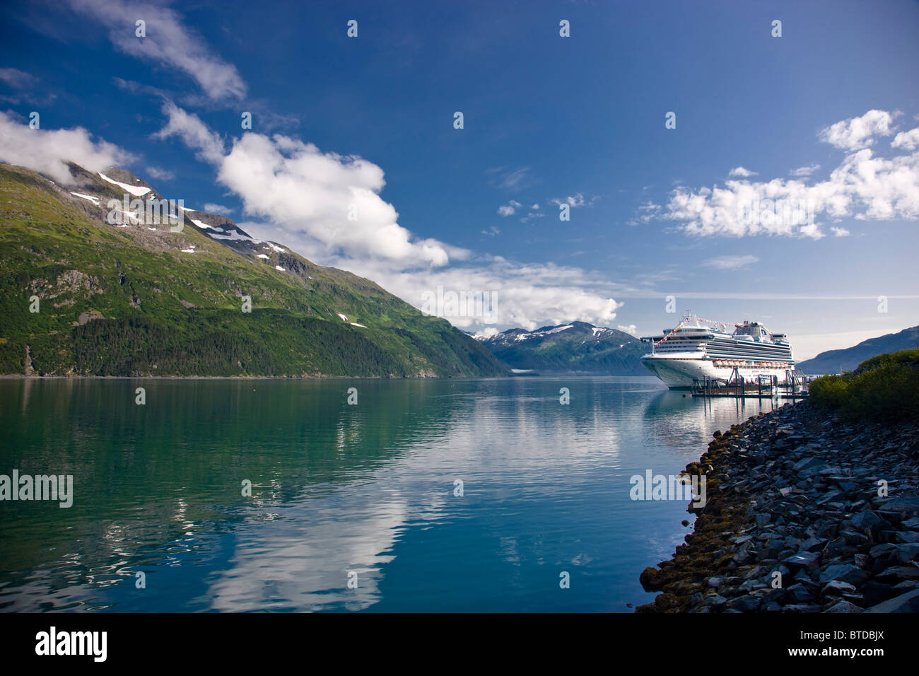 Diamond princess hi-res stock photography and images - Alamy