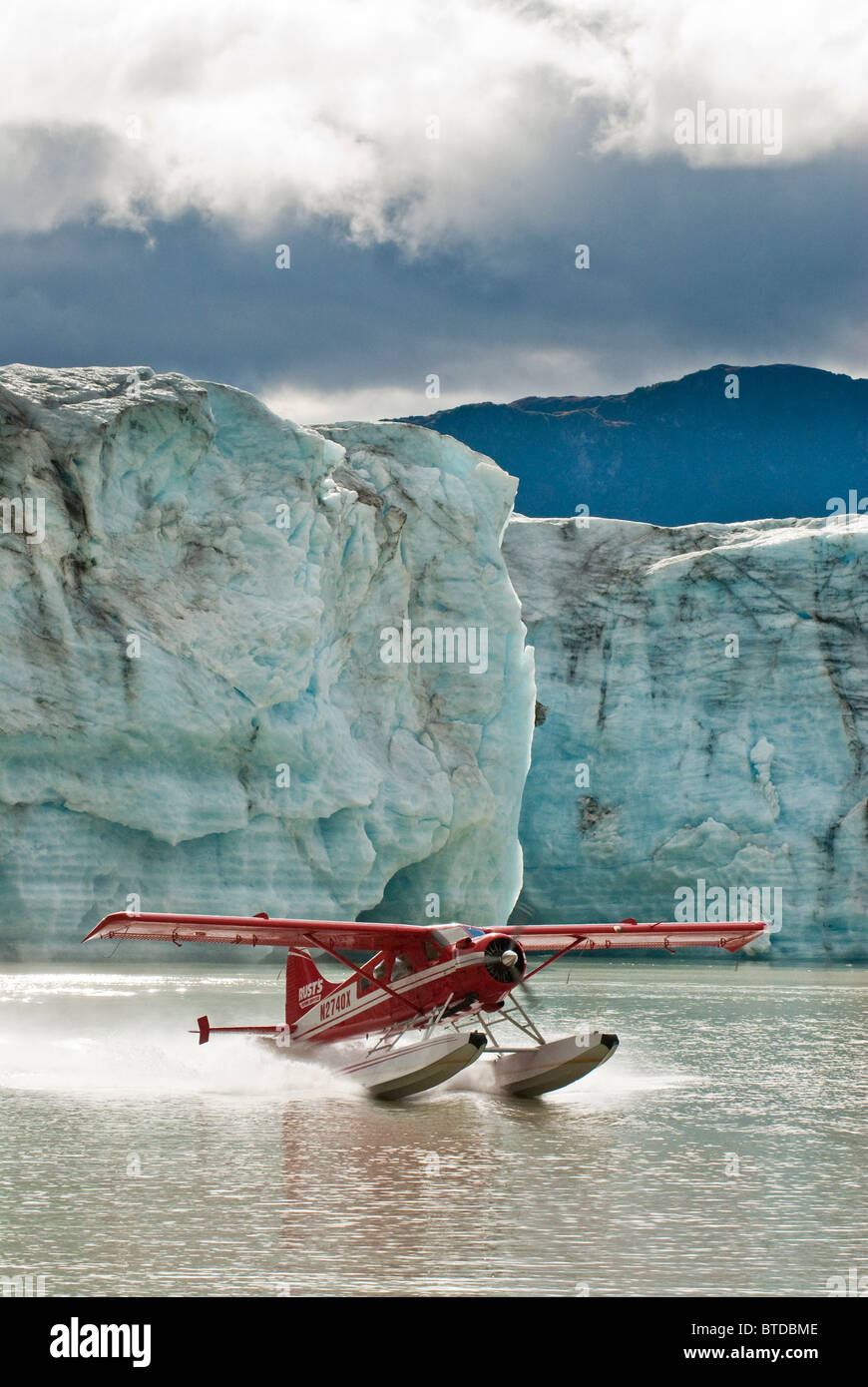 Strandline Lake High Resolution Stock Photography and Images - Alamy