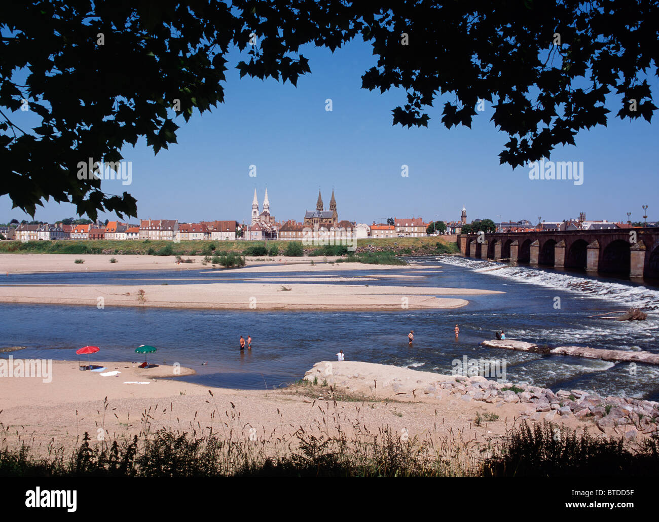 Moulins allier france hi-res stock photography and images - Alamy