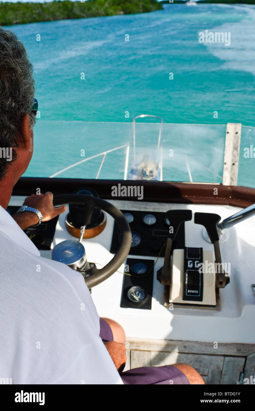 Ship captain hi-res stock photography and images - Alamy