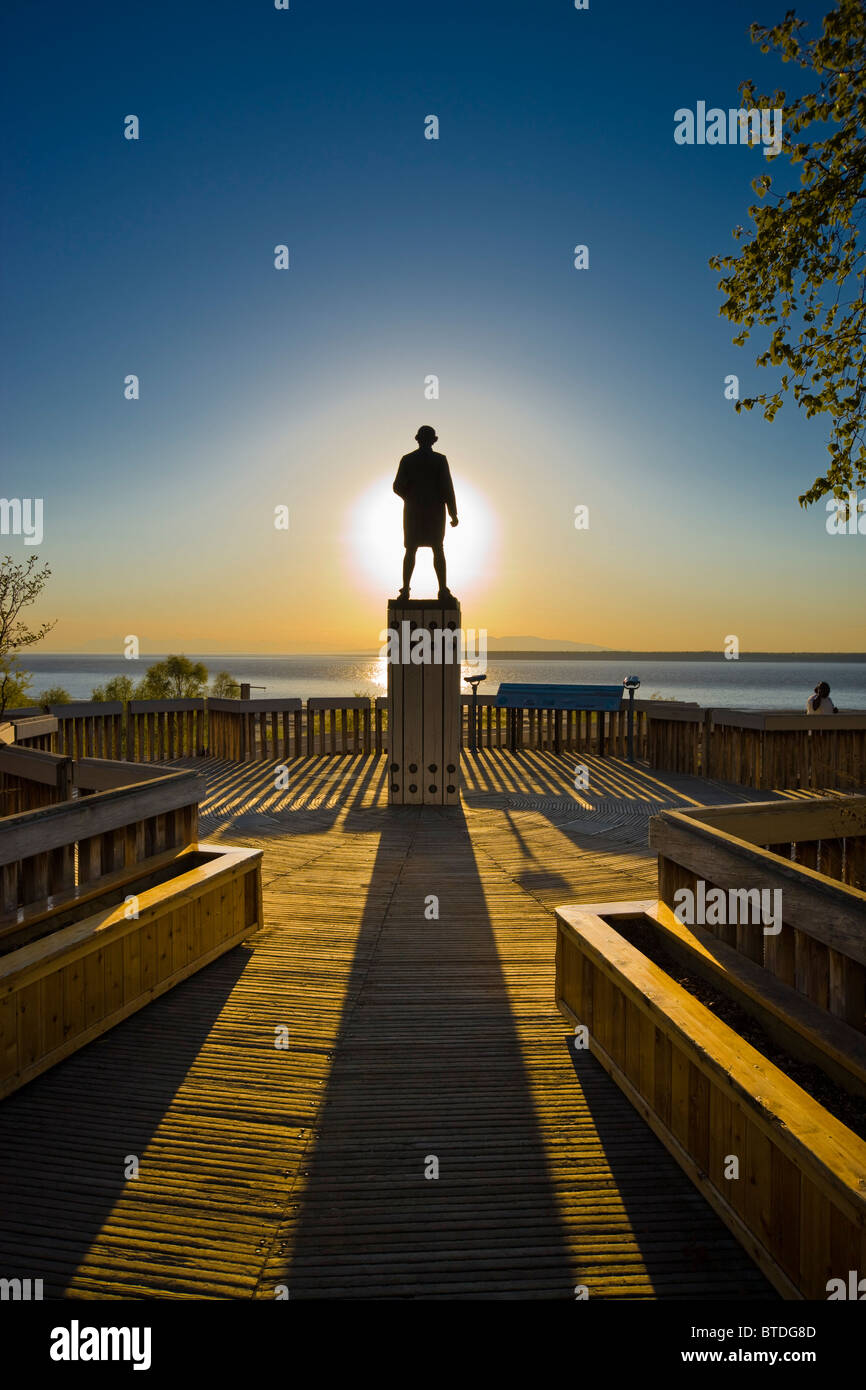 The captain cook monument overlooking Knik Arm in downtown Anchorage at ...