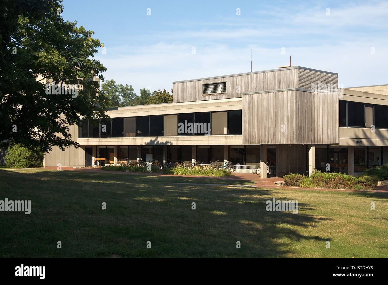 A building at the Woods Hole Oceanographic Institution, on Cape Cod ...