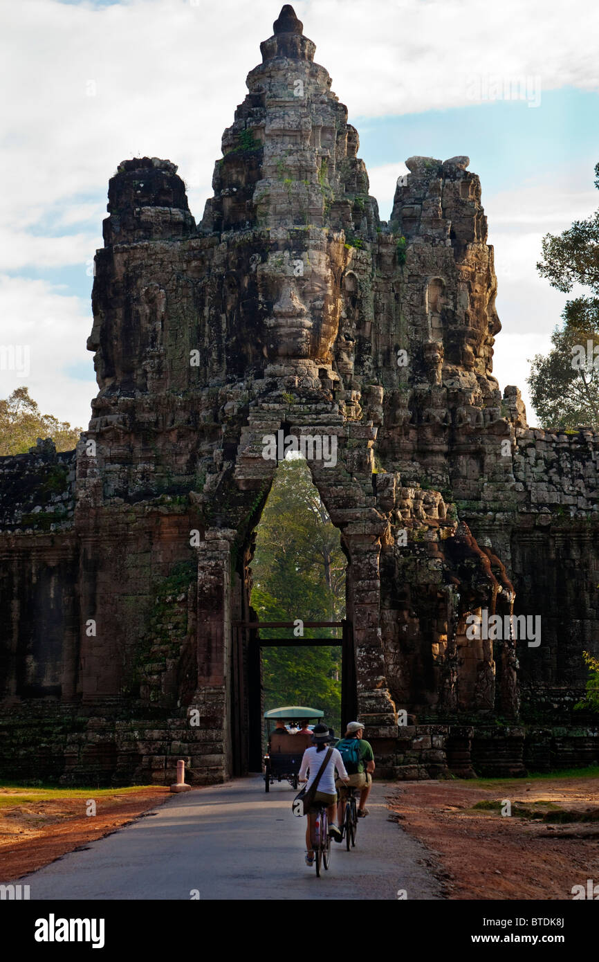 Bayon gate, Siem Reap, Cambodia Stock Photo - Alamy