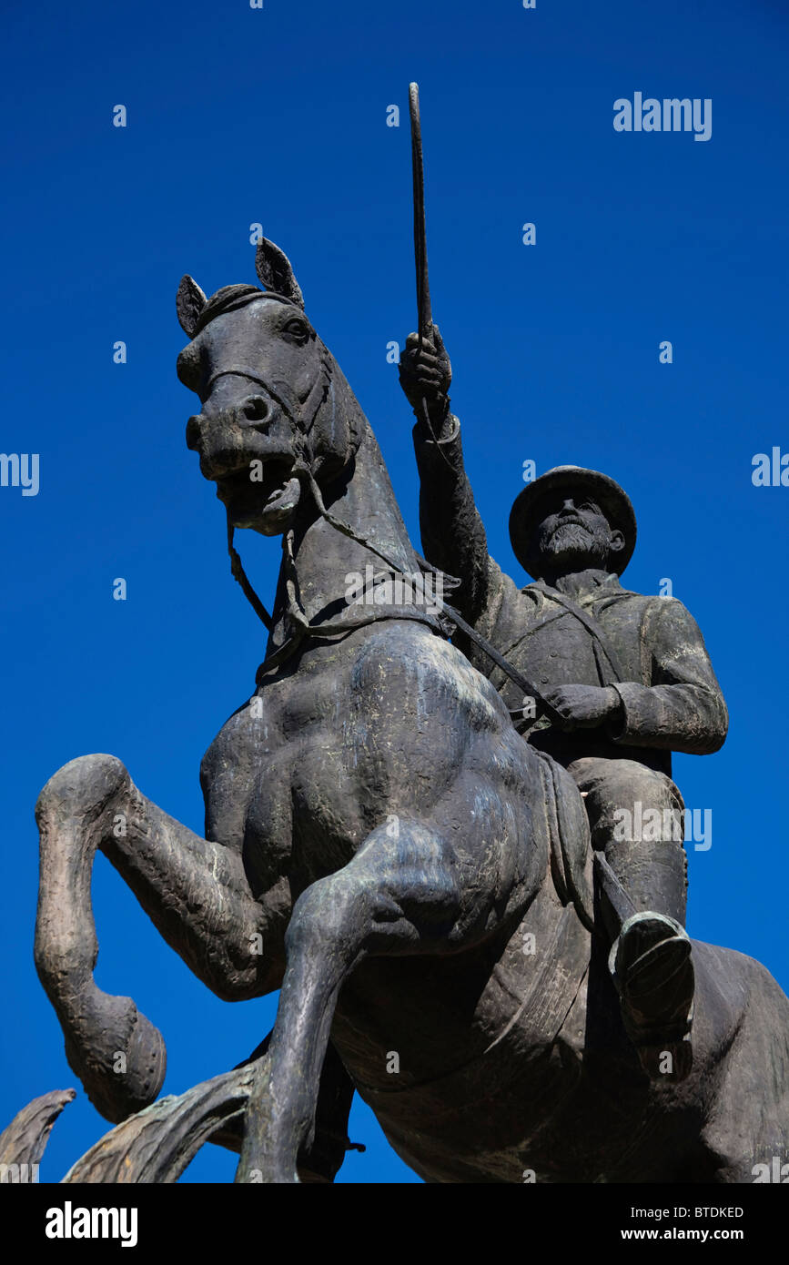 Statue of Christiaan Rudolph de Wet, a famous Boer leader, at the 4th ...